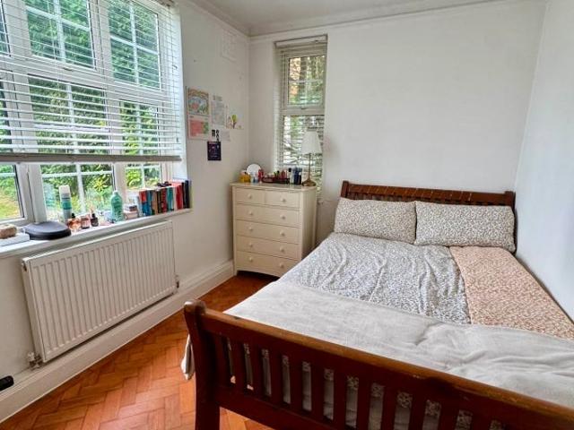 Room at Kings Road, Greater London