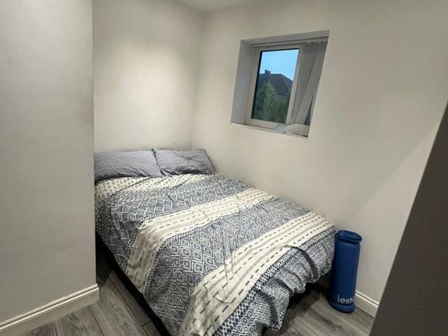 Room at Kings Road, Manchester
