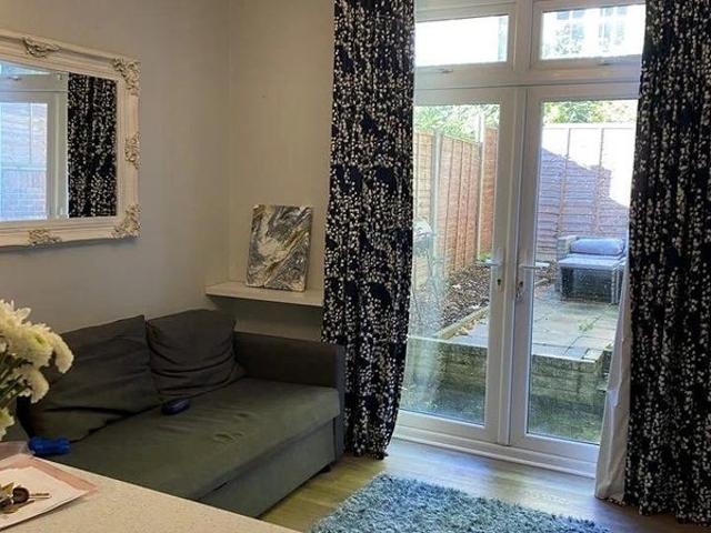 Room at Kingscourt Road, Greater London