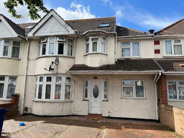 Room at Kingsbridge Crescent, Greater London