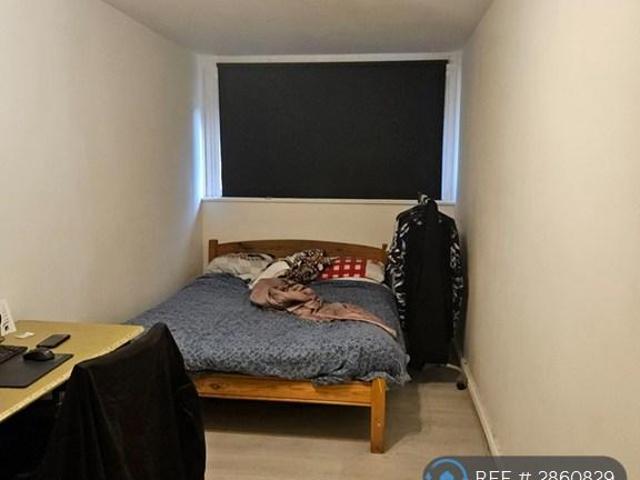 Room at Kingsgate Road, Greater London