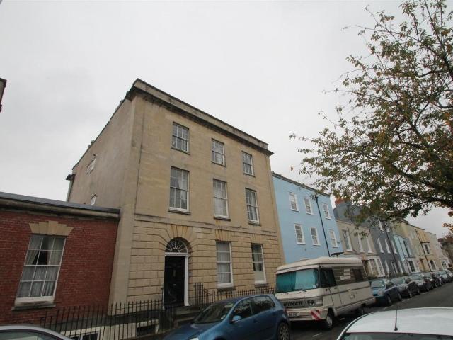 Room at Kingsdown Parade, Bristol