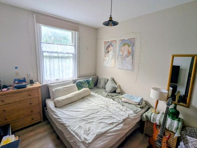 Room at Kingsdown Road, Greater London