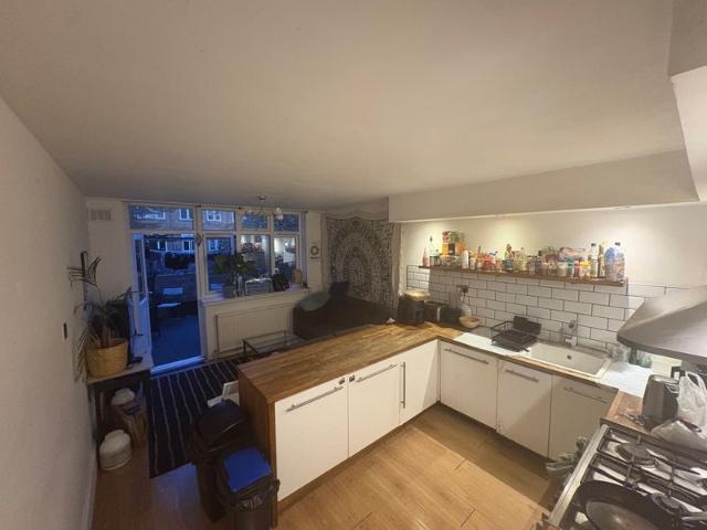 Room at Kingsland Road, Greater London