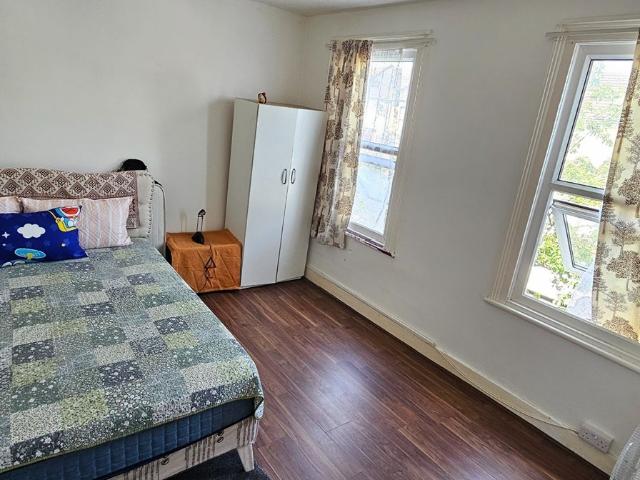 Room at Kingsland Road, Greater London