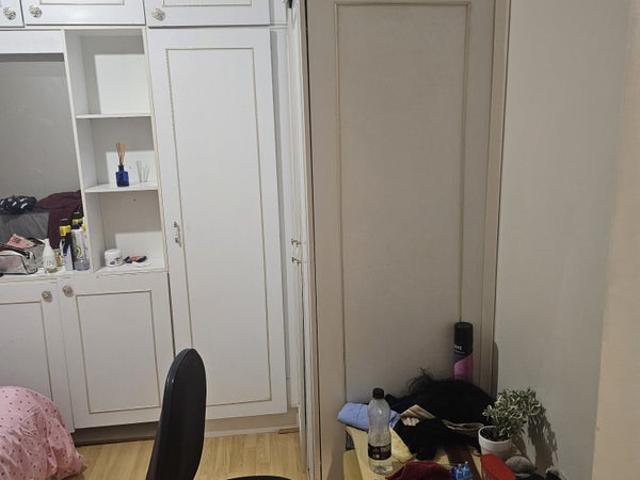 Room at Kingsley Road, Greater London