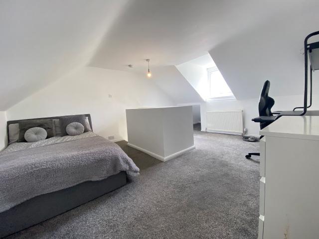 Room at Kingsley Road, Maidstone