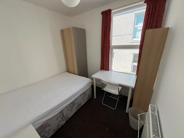 Room at Kingsley Road, Plymouth