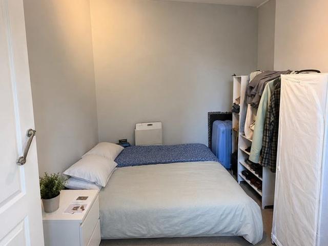 Room at Kingsmarsh Way, Bristol