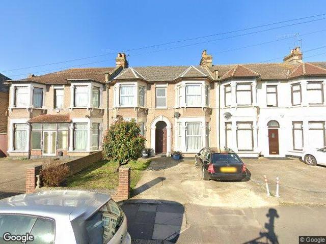 Room at Kingswood Road, Greater London
