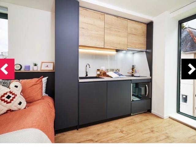 Room at Kingsway, Cardiff
