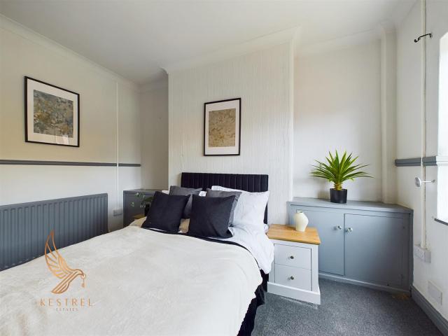Room at Kirkby Road, Wakefield