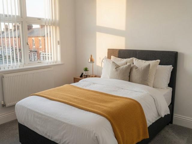 Room at Kirkman Avenue, Salford