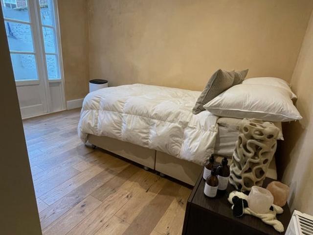 Room at Kite Yard, Greater London