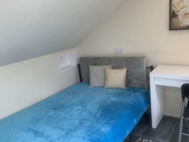 Room at Knebworth Avenue, Greater London