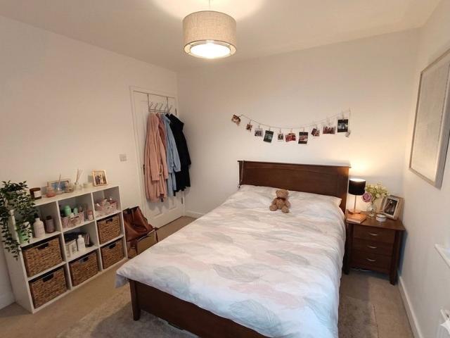 Room at Kneller Road, Greater London