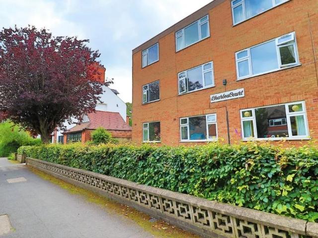 Room at Knighton Drive, Leicester