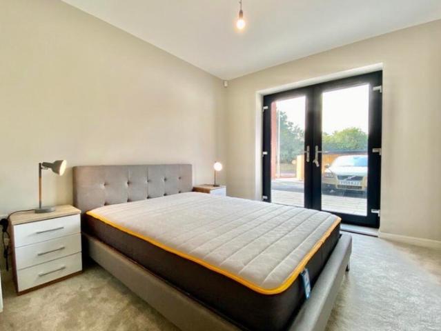 Room at Knowsthorpe Crescent, Leeds