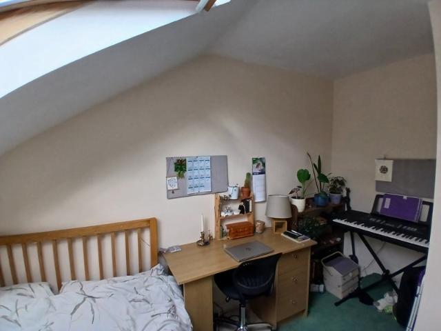Room at Luccombe Hill, Bristol
