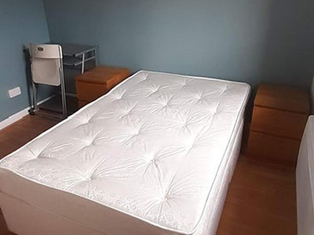 Room at Lumsden Street, Glasgow