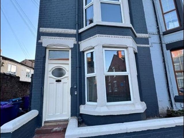 Room at Luxmore Road, Liverpool