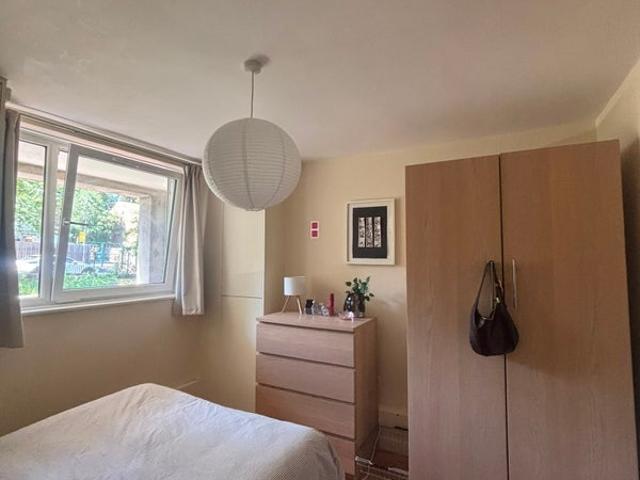 Room at Lydney Close, Greater London