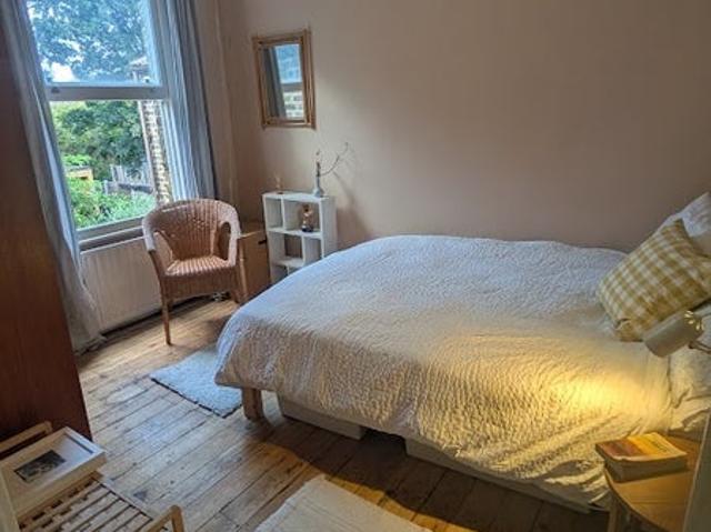 Room at Lynmouth Road, Greater London