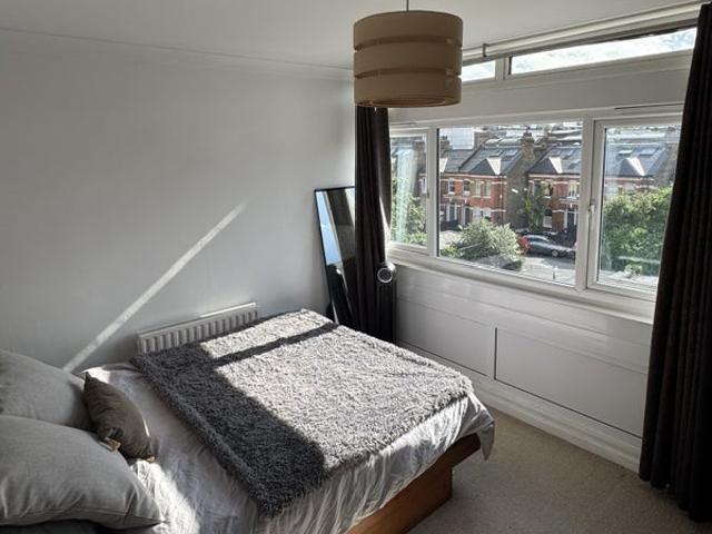 Room at Lyncott Crescent, Greater London