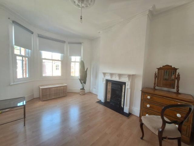 Room at Lyndhurst Road, Greater London