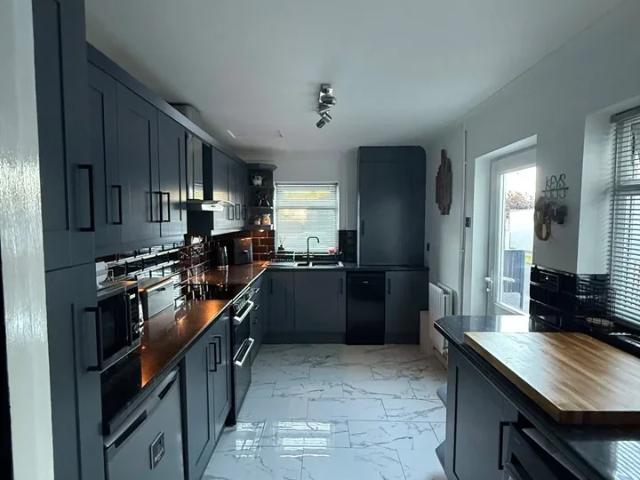 Room at Lynton Road, Midsomer Norton