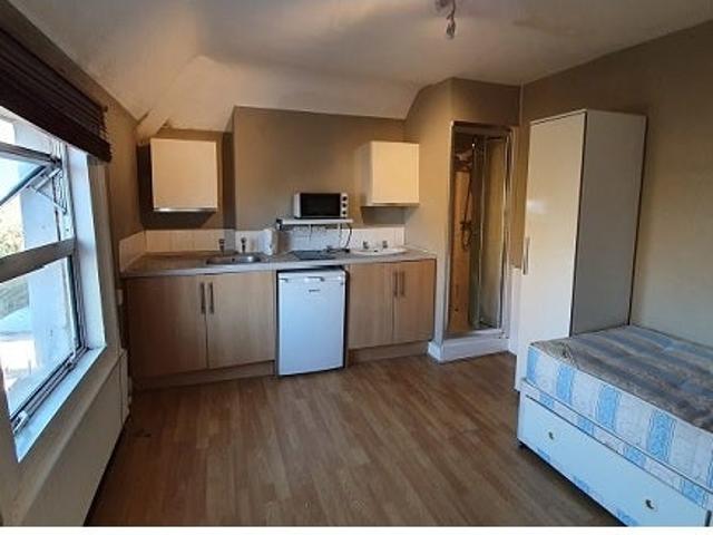 Room at Lynton Road, London