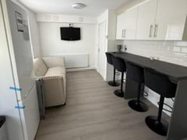 Room at Lacy Road, Middlesbrough