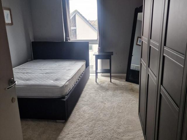 Room at Lady Jane Place, Dartford
