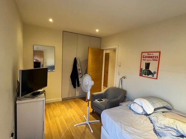 Room at Lakenham Place, Greater London