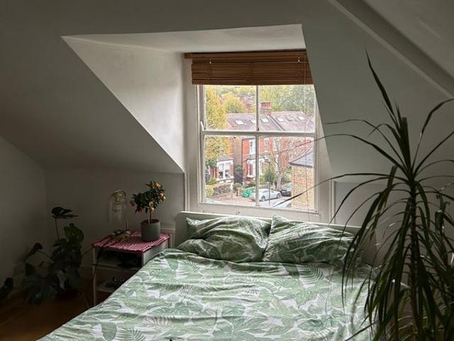 Room at Lancaster Avenue, Greater London