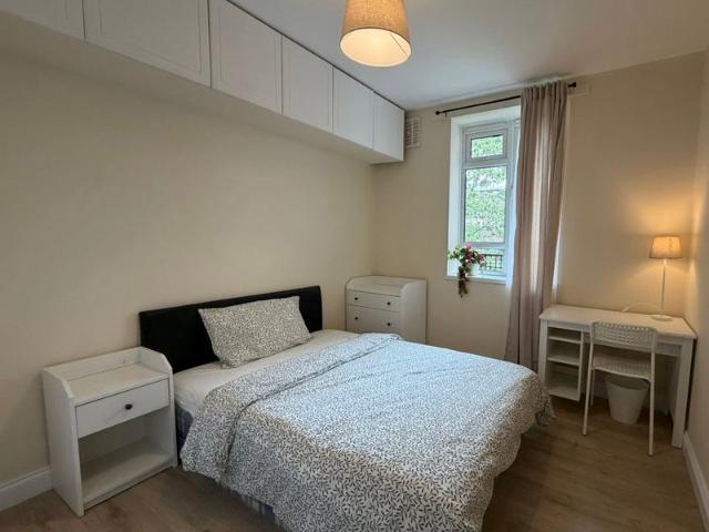 Room at Lancaster Court, Greater London