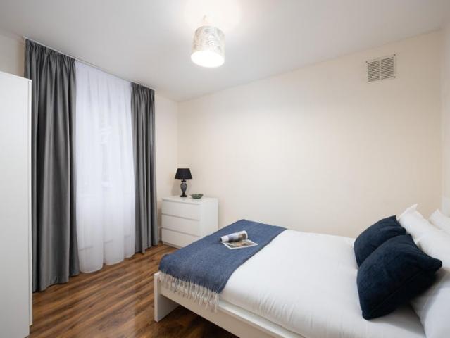 Room at Lancaster Court, Greater London