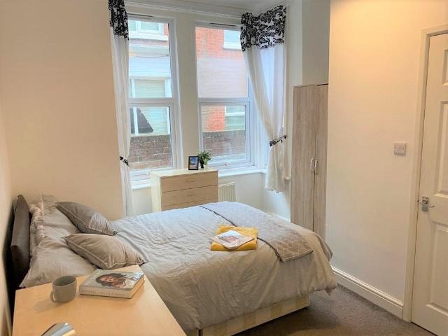 Room at Landguard Road, Southampton
