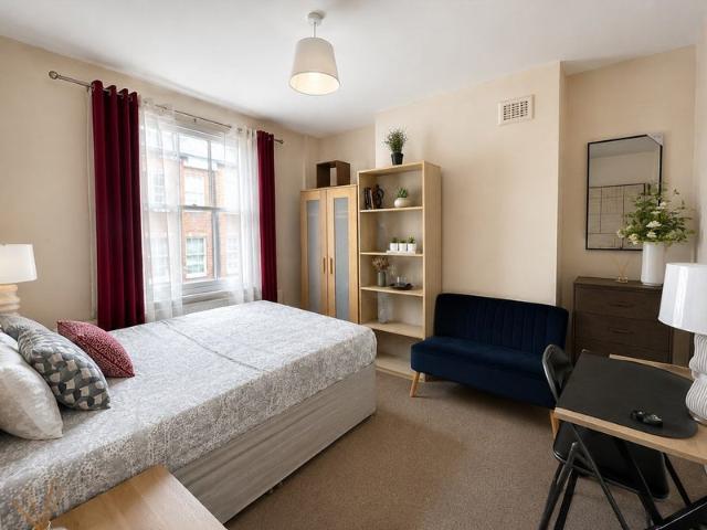 Room at Landseer Road, Greater London