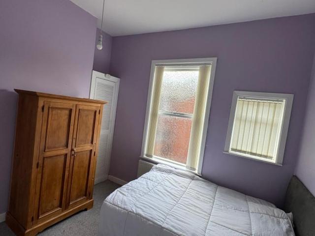 Room at Langton Street, Preston