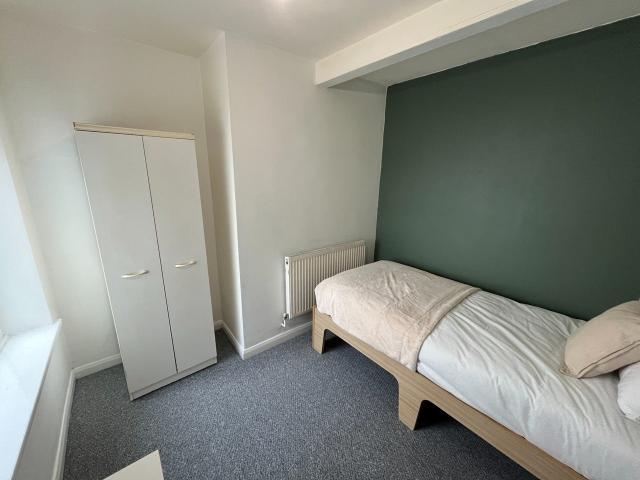 Room at Langwith Road, Shirebrook