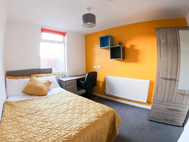 Room at Langwood Close, Coventry