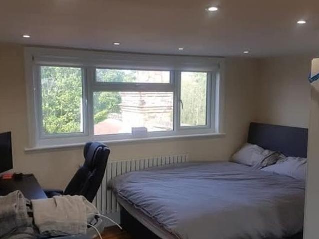 Room at Langham Road, Greater London