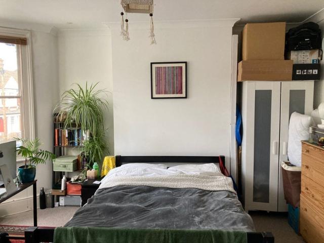 Room at Langham Road, Greater London