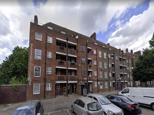 Room at Langholm Close, Greater London
