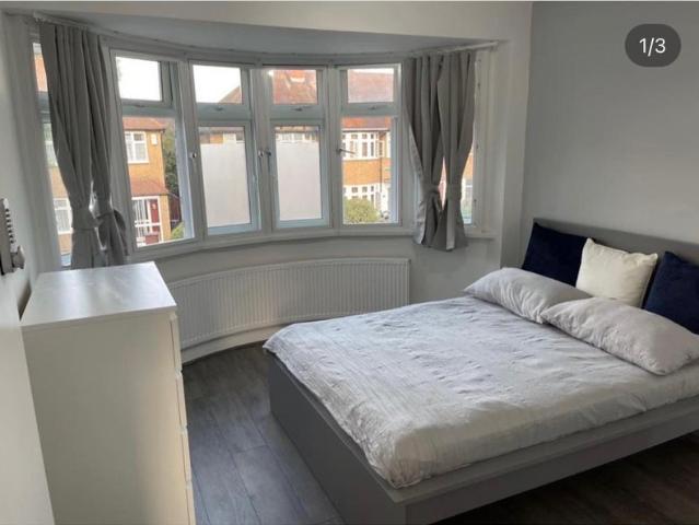 Room at Langley Road, Greater London