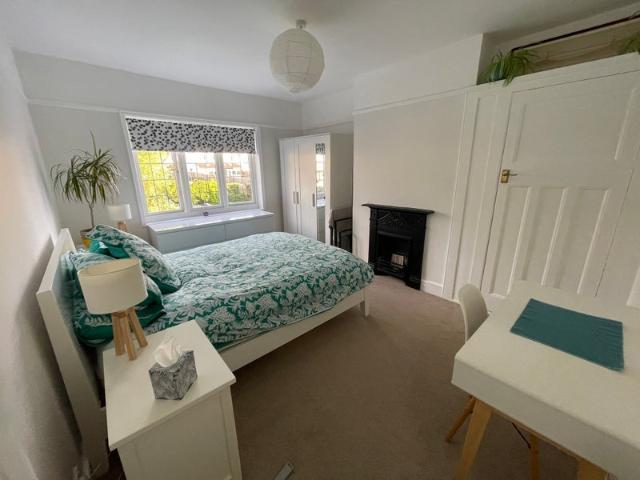 Room at Langley Way, Greater London