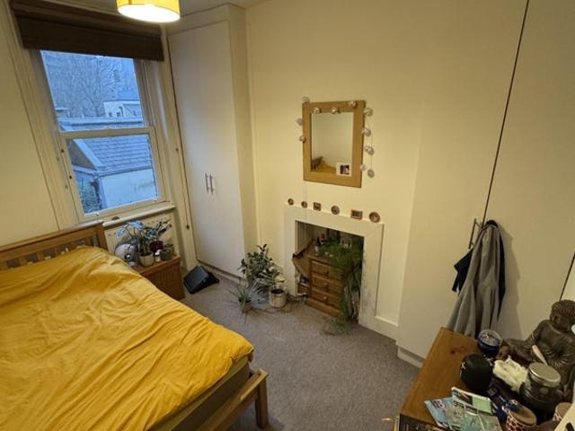 Room at Larcom Street, Greater London