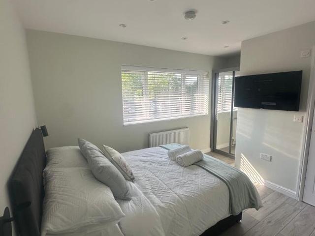 Room at Lark Rise, Crawley