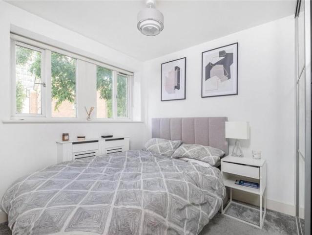 Room at Larkhall Lane, Greater London